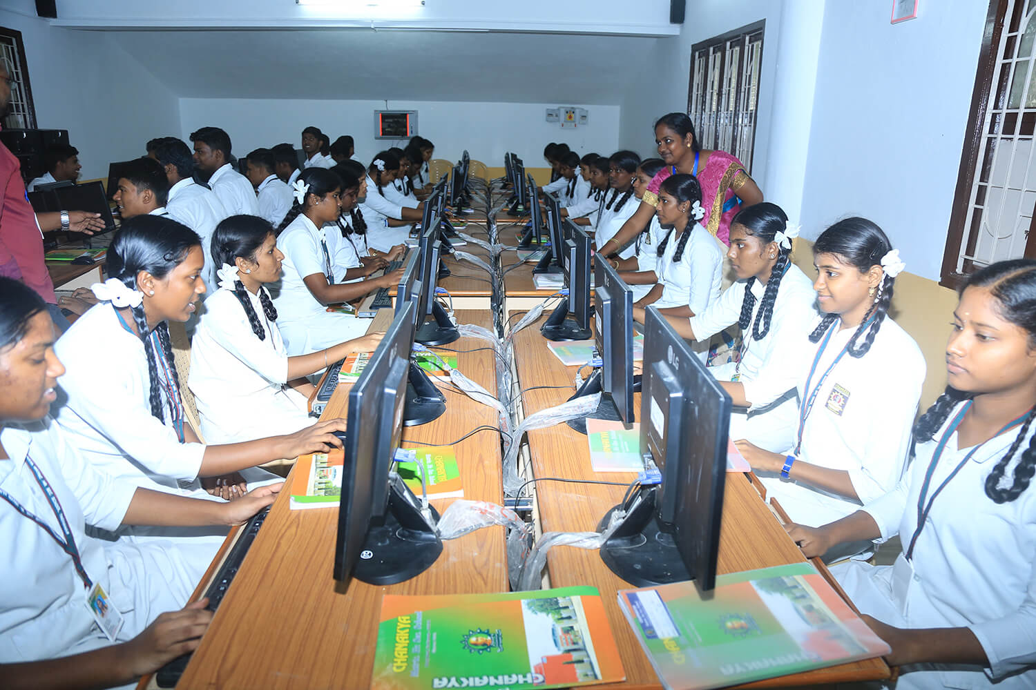 Cumputer Lab - Tindivanam